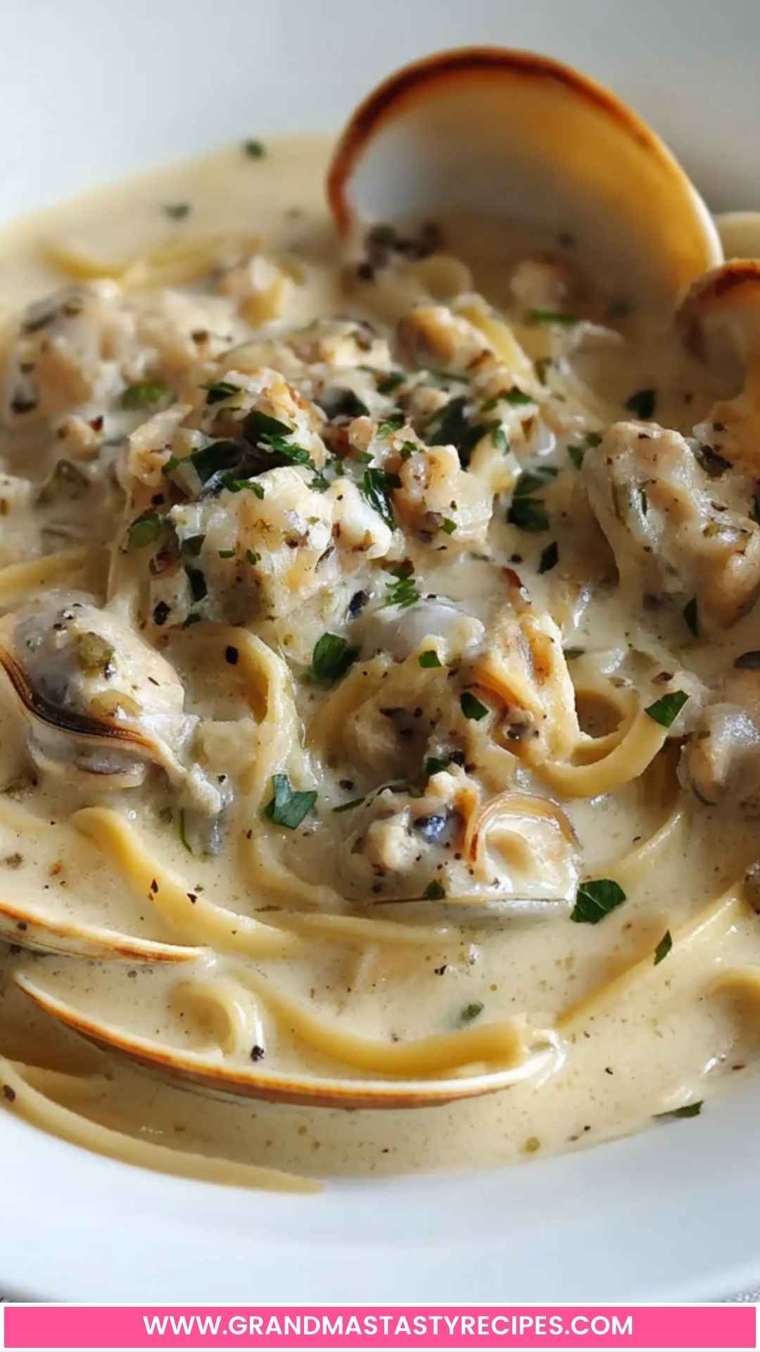 Creamy White Clam Sauce Recipe - Grandma's Tasty Recipes